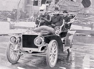 Harrison Motor Car Company, Car Parked in Boston, Mass., 1906 / HS11088 ...